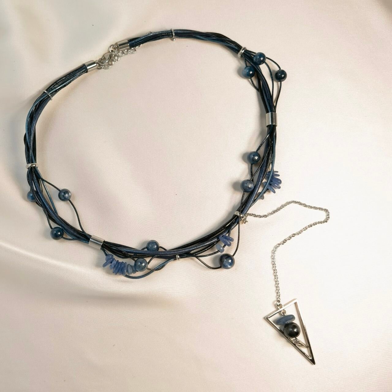 Серьги, кианит, кожа