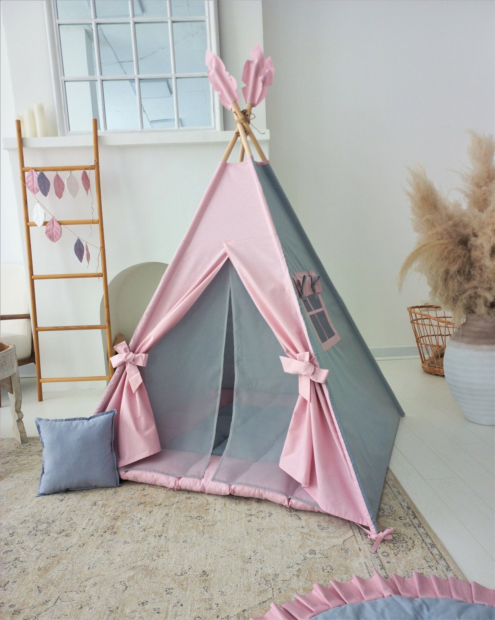 Вигвам детский с тюлем "вигвамамама"/Палатка детская игровая / Домик для детей/ с ковриком и подушкой/система антискладывания .