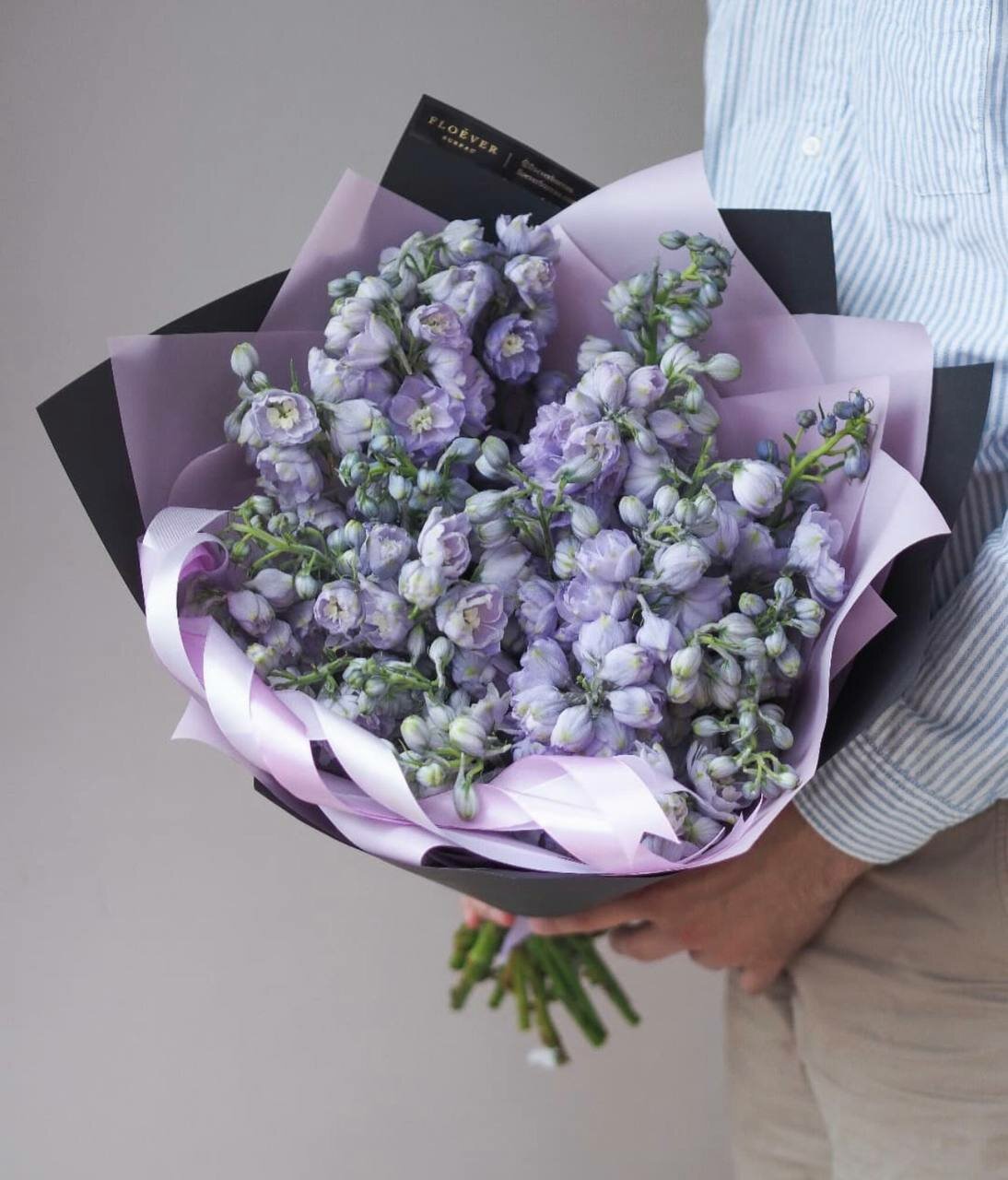 Премиум букет дельфиниумов, премиум цветы, шикарный, красивый букет цветов, дельфиниум