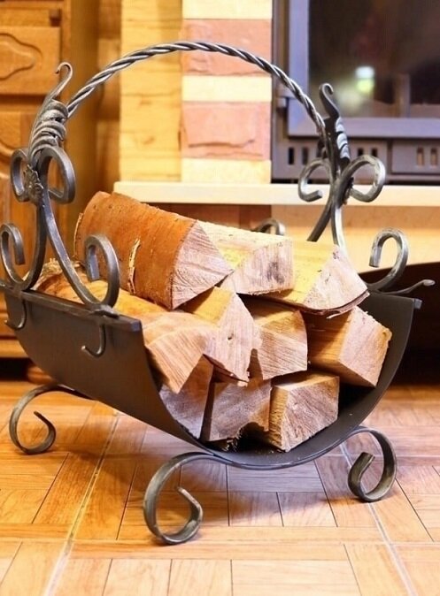 Кованая дровница Д 3 для бани