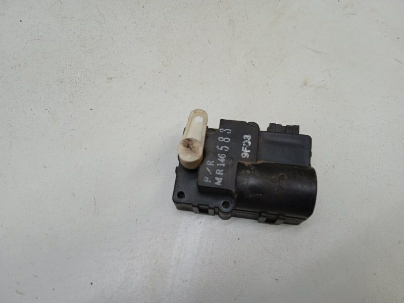 Б/У Вольво В40, Mitsubishi Carisma (DA) 1995-1999 Mitsubishi Carisma (DA) 1999-2003 Volvo S40 1998-2001 Volvo S40 2001-2004 М...