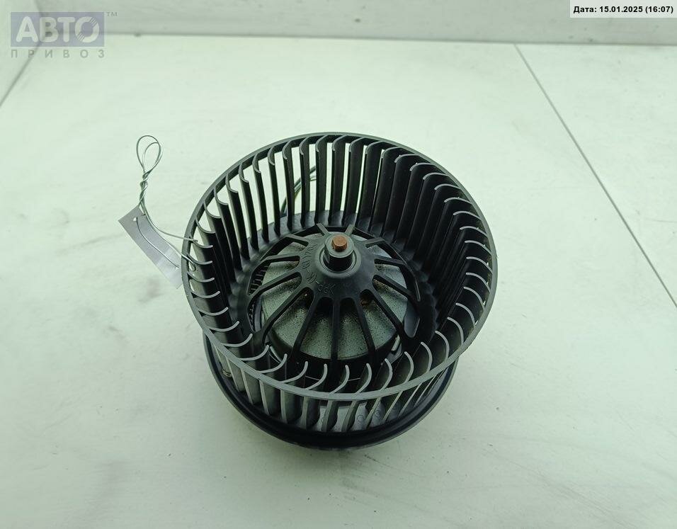 Двигатель отопителя (моторчик печки) Ford Focus 2 (2004-2010)