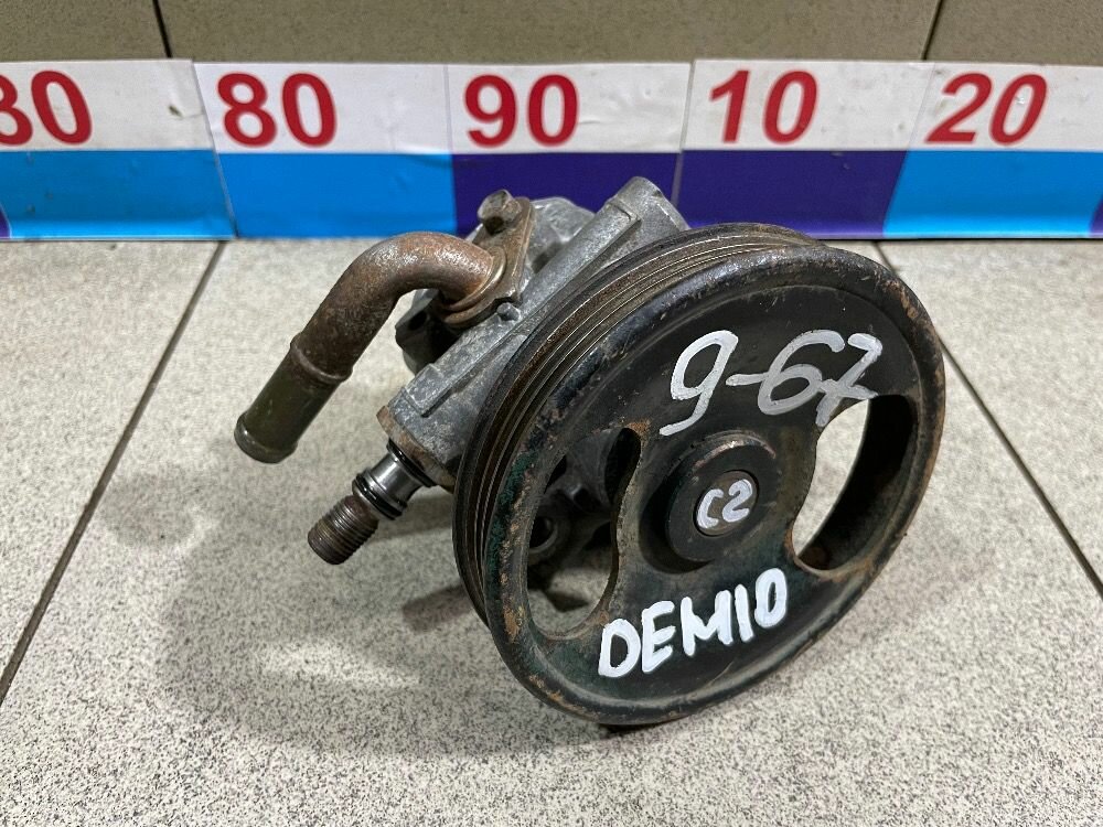 Насос гидроусилителя Mazda Demio DW D20132650C