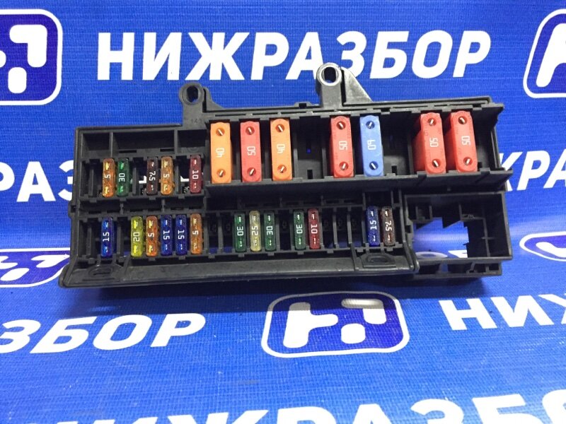 Блок предохранителей BMW 7-серия E65/E66 2001 (б/у) 61136900582