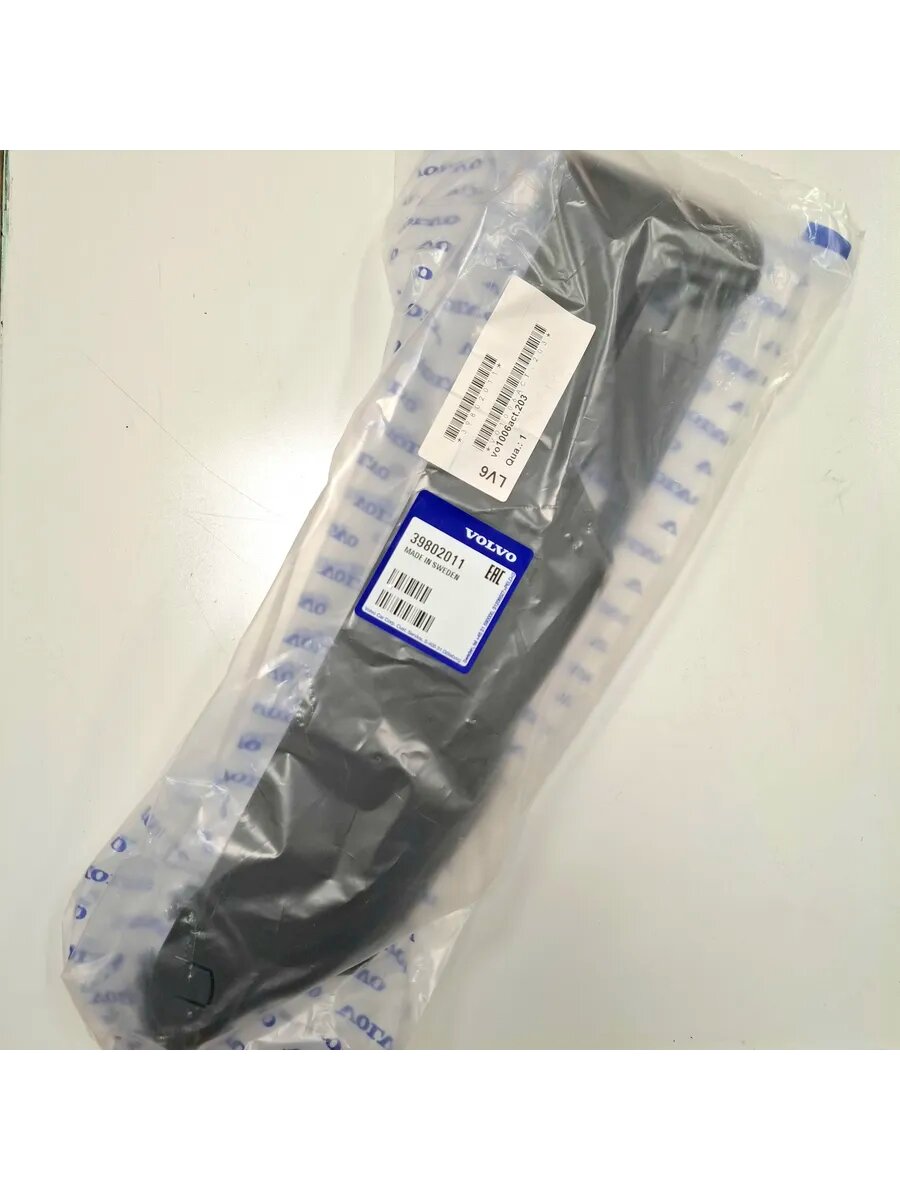 Боковая крышка переднего левого сиденья