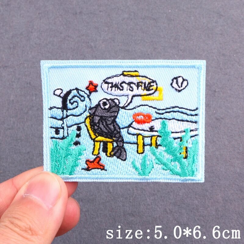 Нашивка вышитая "This is fine" с рыбой, 5.0*6.6 см, PE12510CT