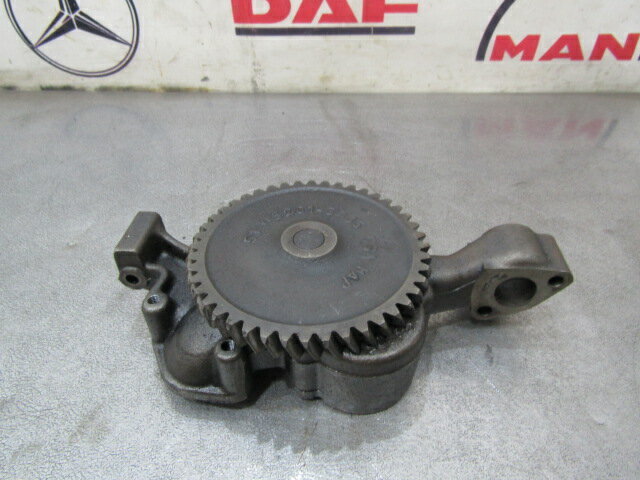 Насос масляный двигателя D2876 MAN TGA