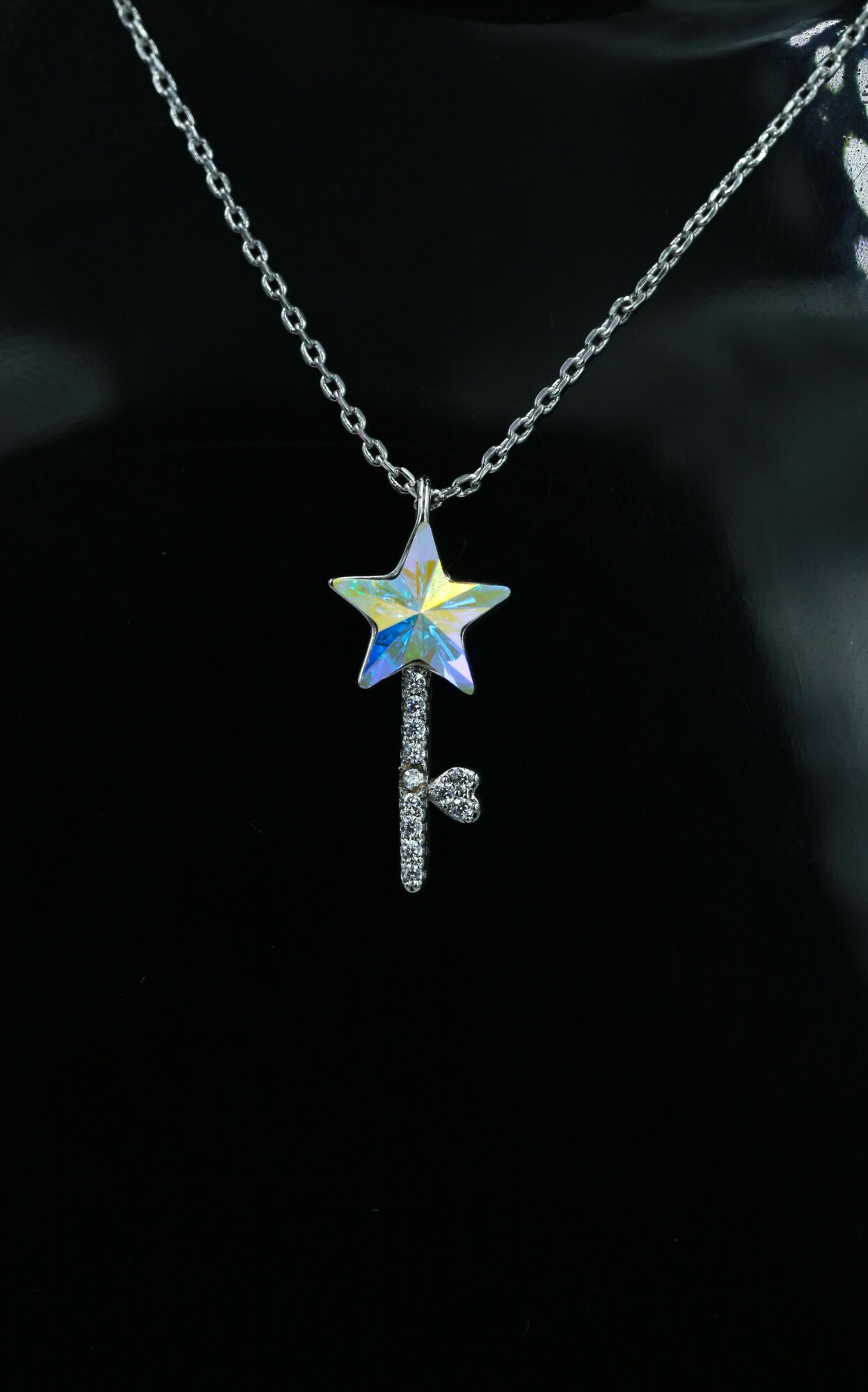 Колье, циркон