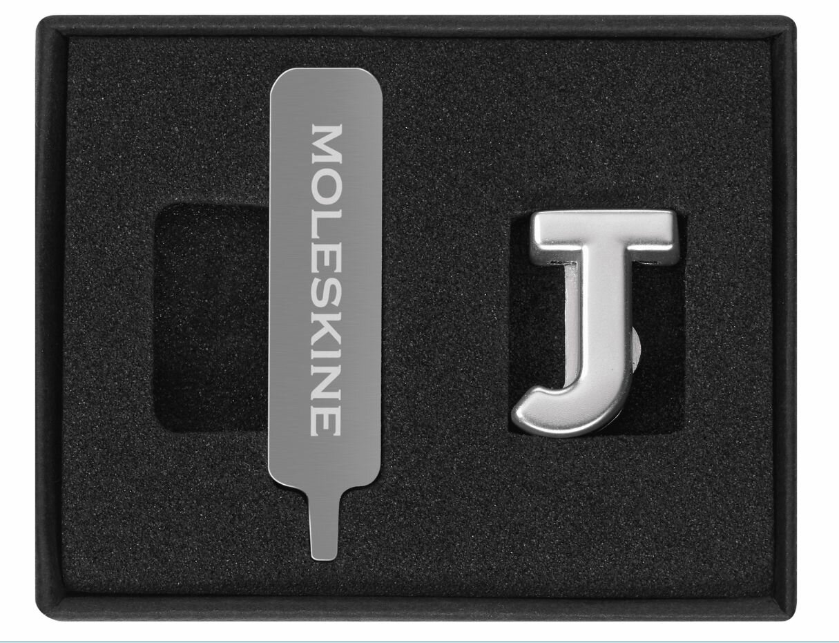 Шильдик-символ Moleskine Symbols PINS SILVER буква J серебристый