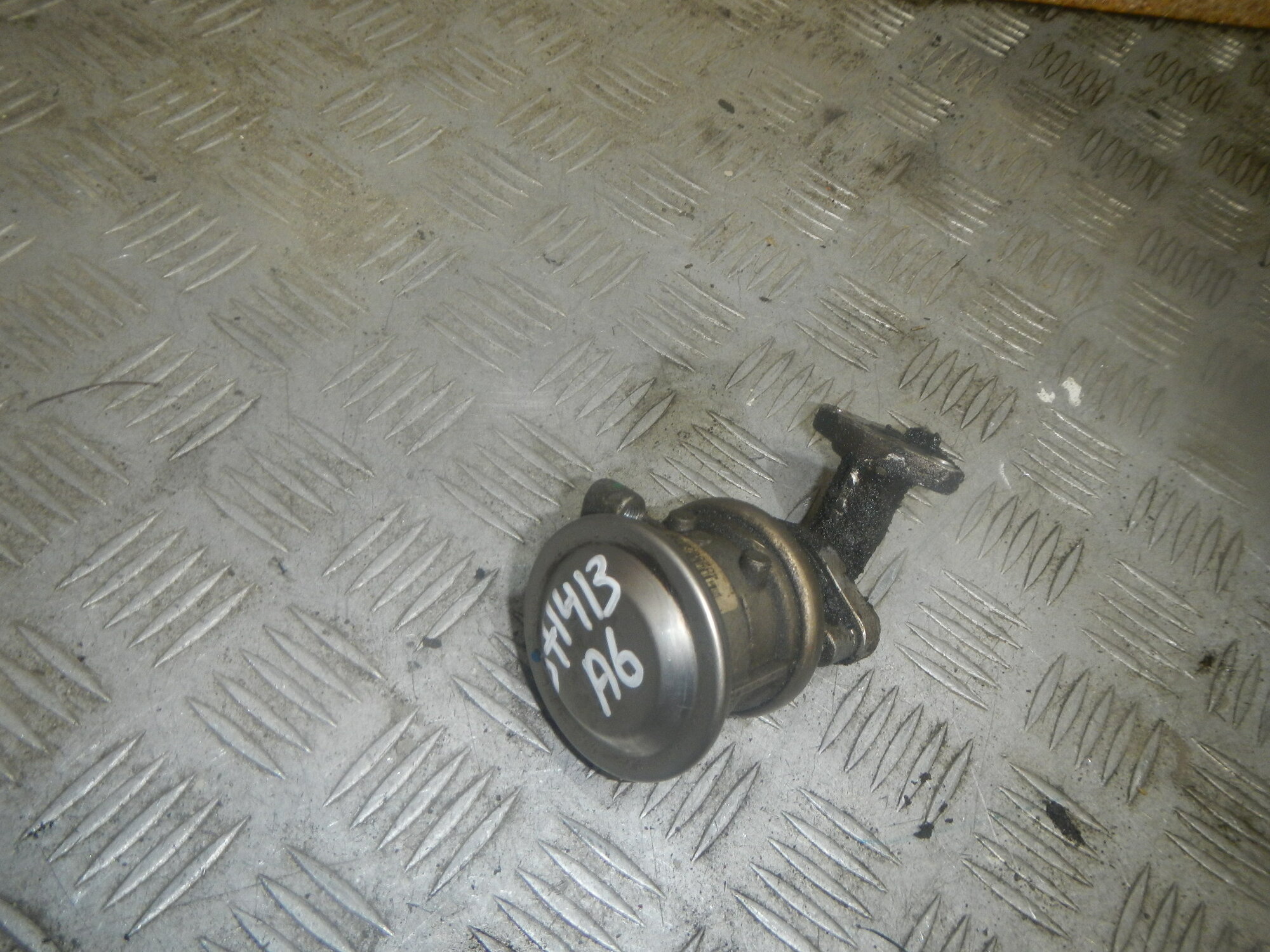 Б/У Клапан рециркуляции выхлопных газов, Audi (Ауди)-A6 (C6) (05-11) AUDI A6 (C6) (05-11) Без видимых повреждений. 57141...