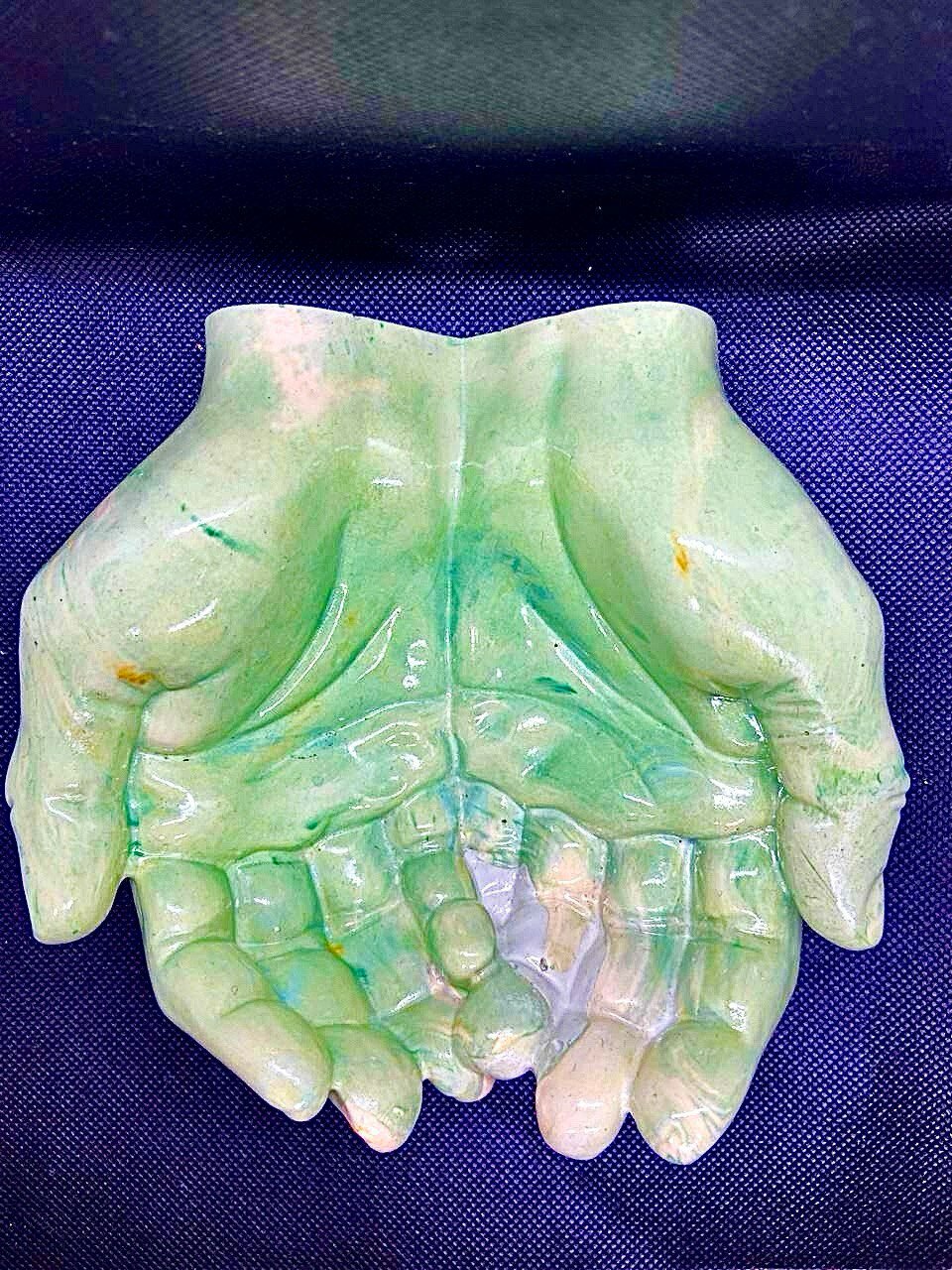 Фигурка "Руки Давида", высокопрчный гипс, покрыто лаком, зеленое