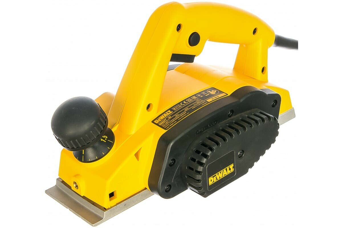 Рубанок электрический DeWalt DW677