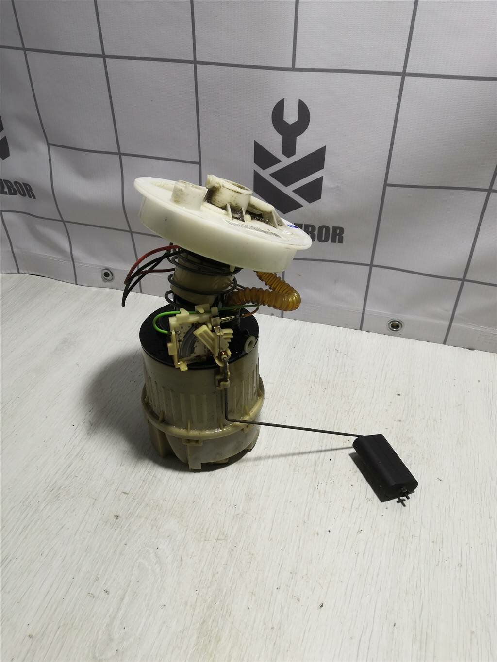 Насос топливный электро Ford Focus 2 08-11