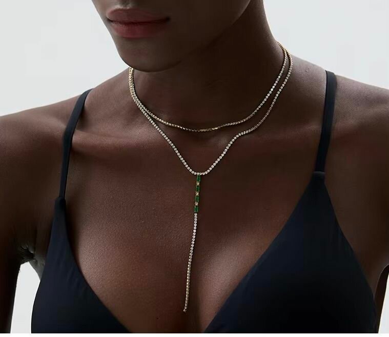 Колье, фианит