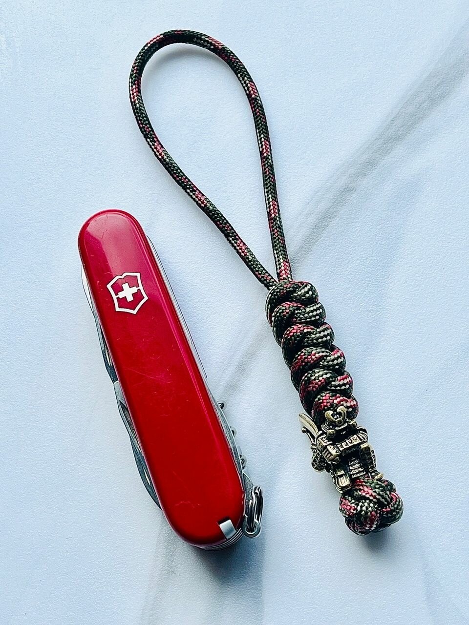 Темляк для ножа