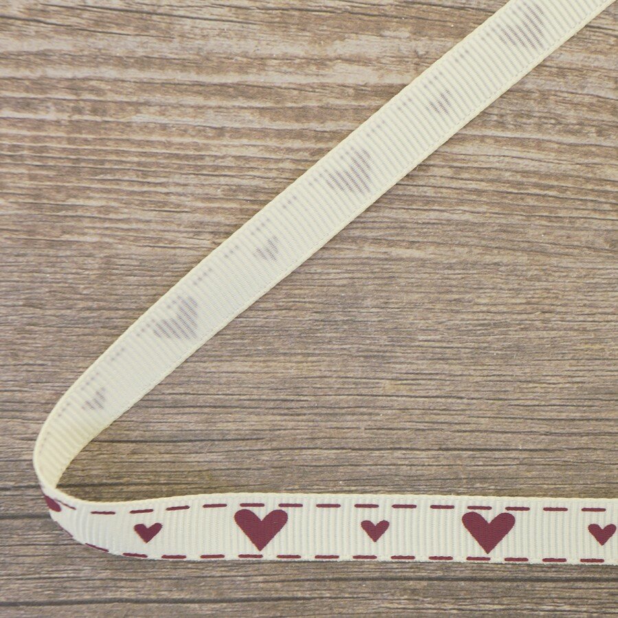 Лента репсовая на картонной мини-катушке Сердечки и поцелуи 5 м HEMLINE VR10.143