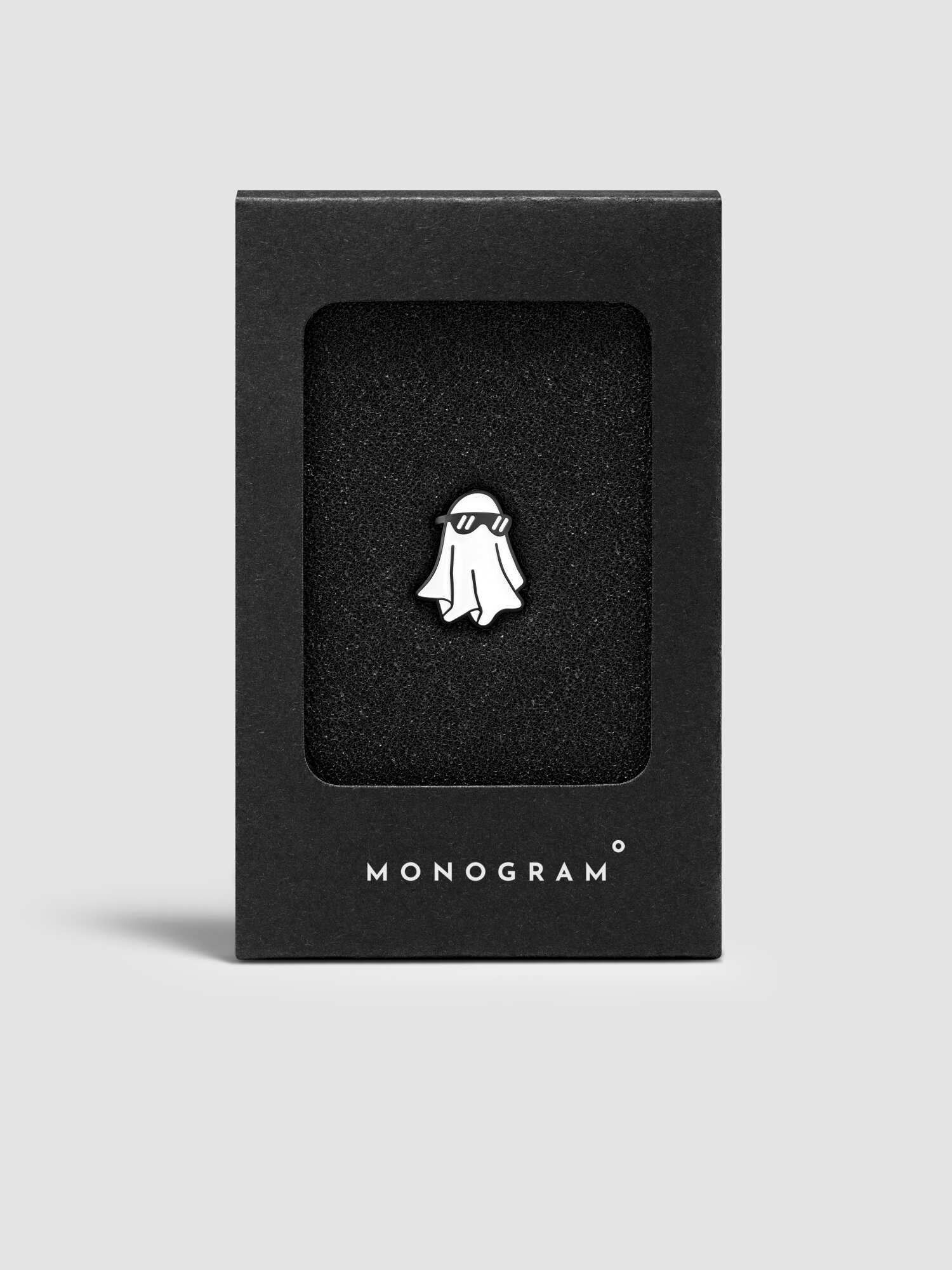 Значок Monogram