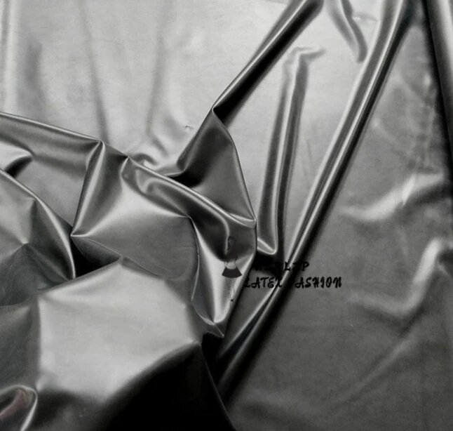 Лист натурального латекса 110 см черный