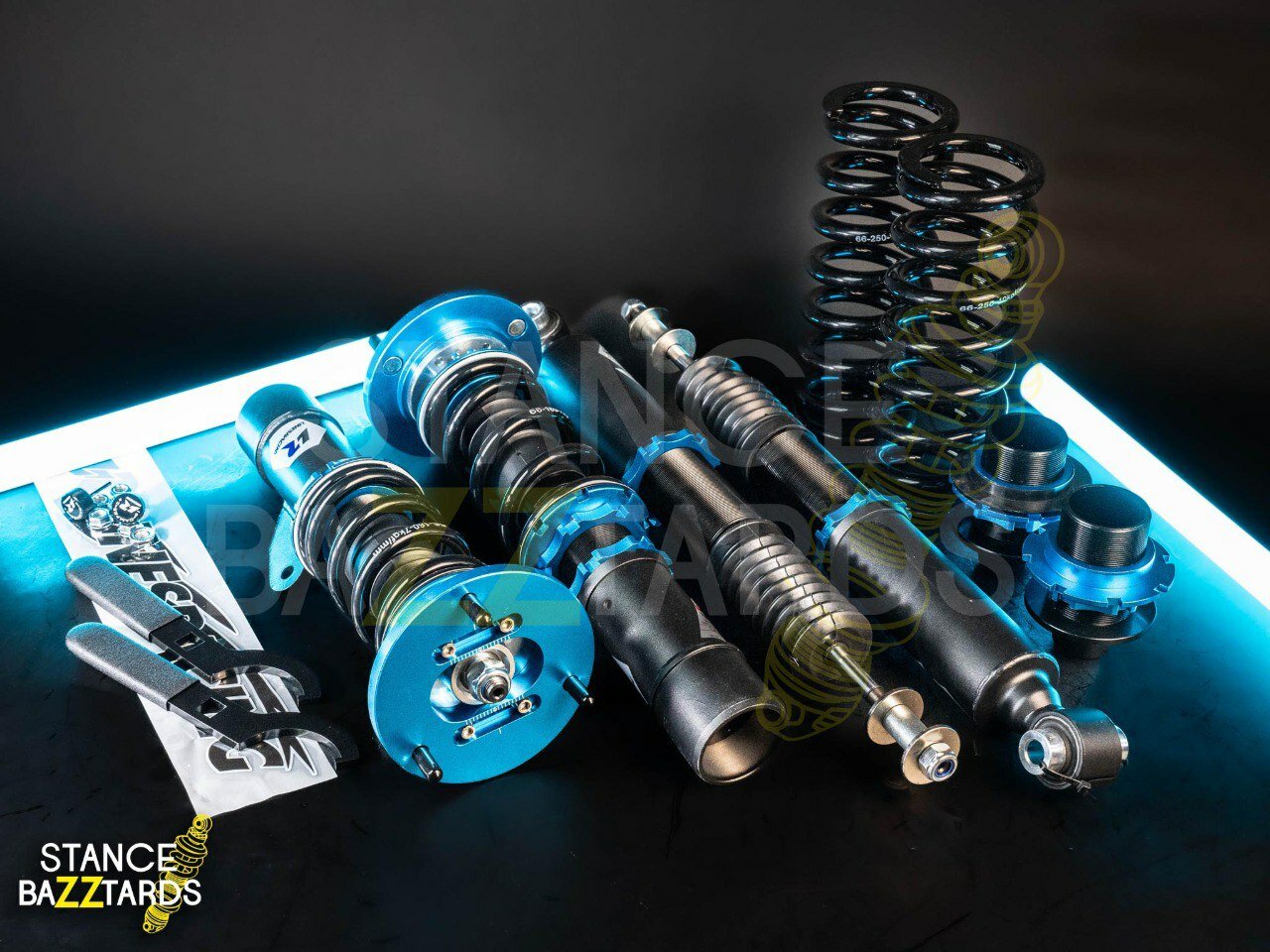 Комплект винтовой подвески LinesRacing BMW E90 M3, E91, E92 , E93 2008-2013 с регулировками высоты, жесткости 36 регулировок развала, SD-114