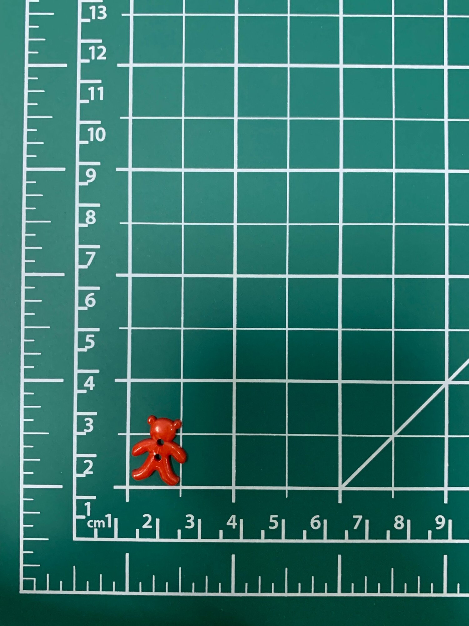 Пуговицы мишки красные, 3 шт