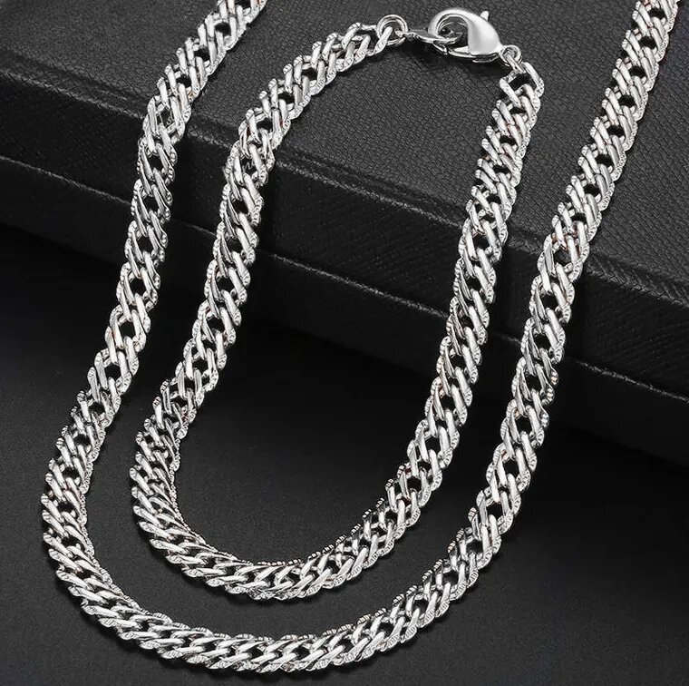 Комплект бижутерии: цепь, браслет