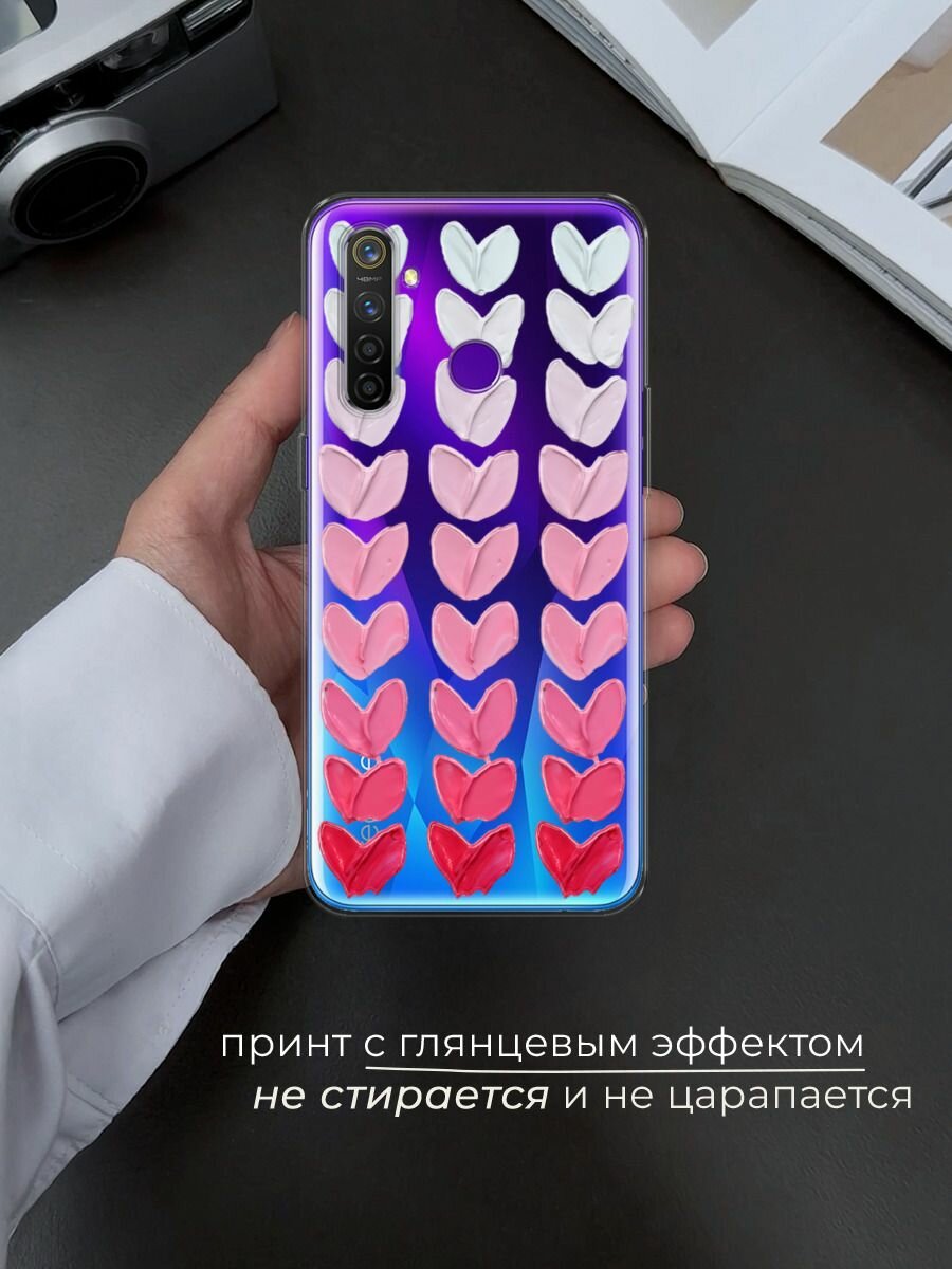 Чехол на Realme 5 Pro / Реалми 5 Про с принтом "Градиент из сердечек" — фото 1