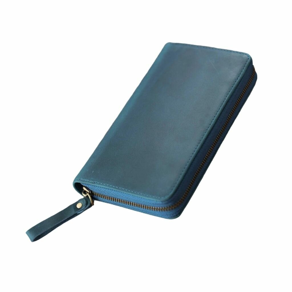 Кожаный чехол для блокнота с молнией