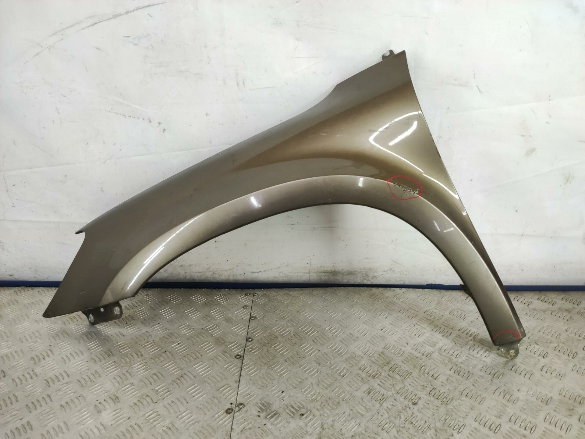 Крыло переднее левое Skoda Yeti (2009 - 2014)