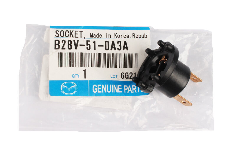 Патрон лампы MAZDA B28V-51-0A3A
