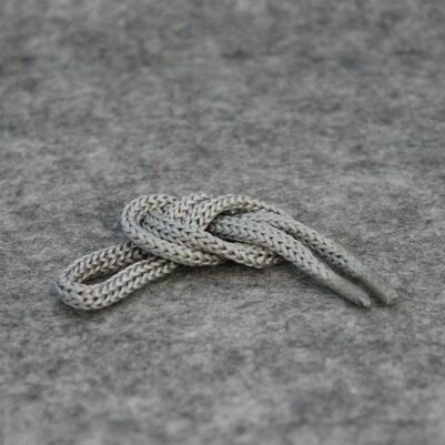 Ручка-шнур 4 мм №08 (серебро) 35 см с пластиковыми наконечниками (100 шт)