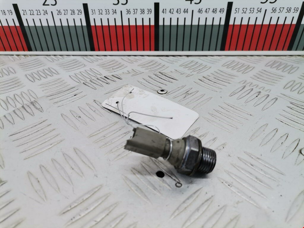 Датчик давления масла Ford Galaxy 2 1486742 арт. 1960405