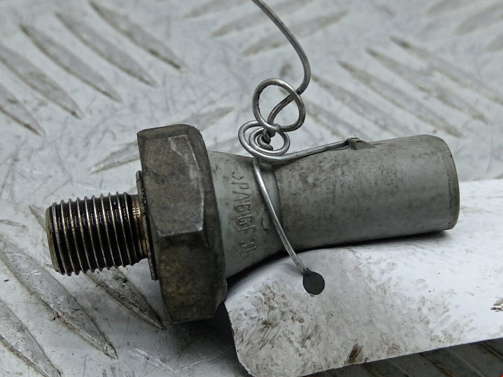 Датчик давления масла Audi A6 C5 038919081F арт. 1959802