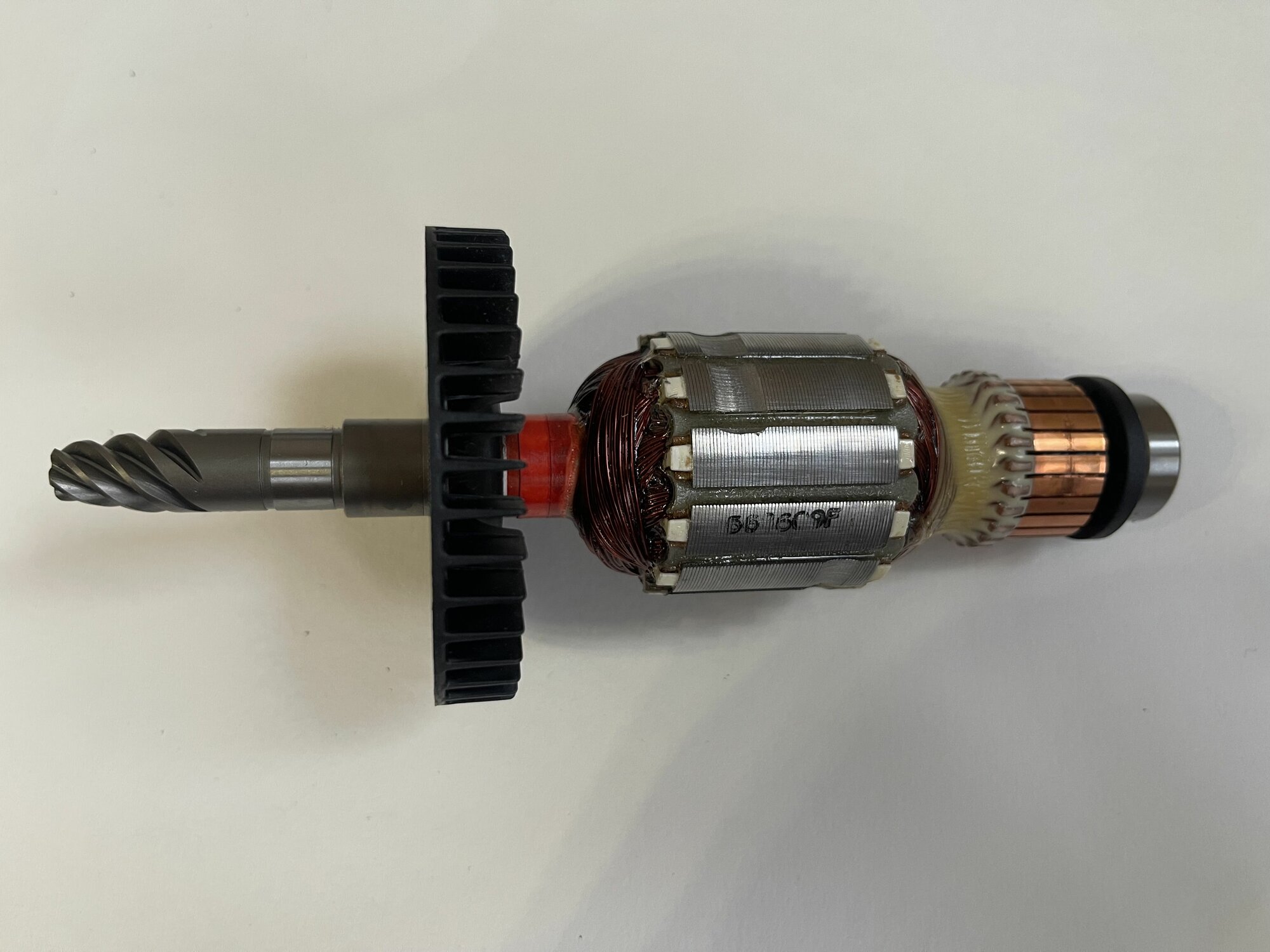 Ротор (Якорь) 240В в сборе подходит для сабельной пилы MAKITA JR3060T