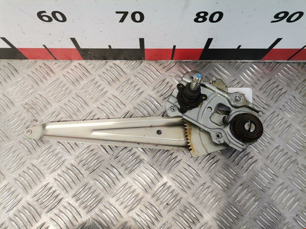 Стеклоподъемник механический двери задней правой Opel Agila B 93193322 арт. 908065