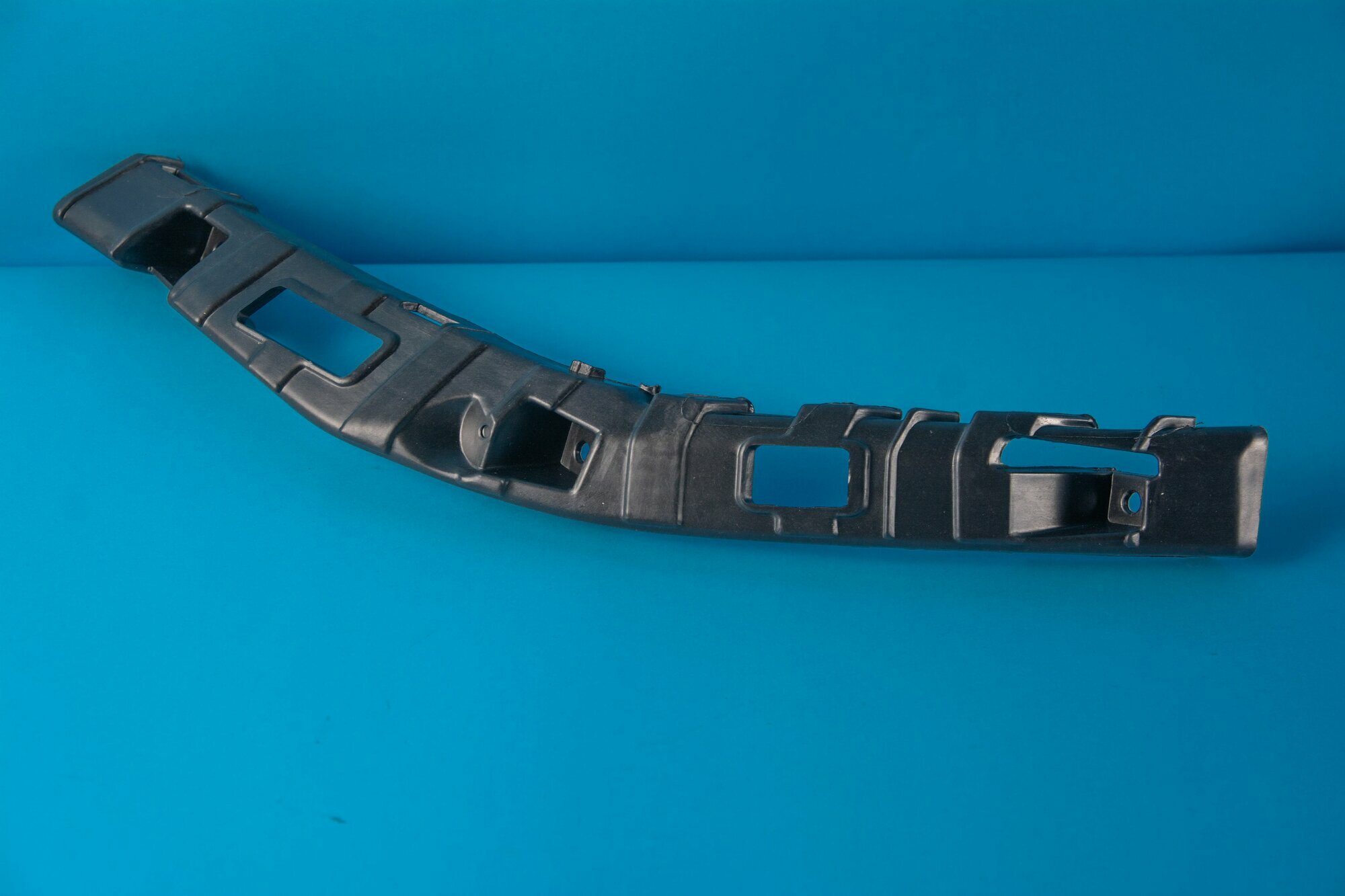 Кpонштейн, крепление, клипса под фару правый Hyundai Sonata 8 DN8 2019-2024865B2L1000