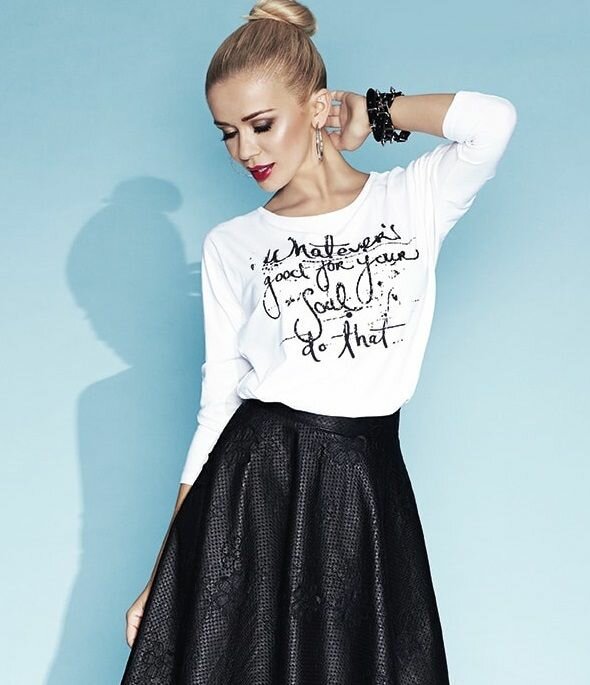 Блуза вискоза, надпись со стразами, Польша