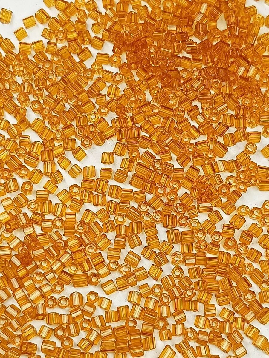 Чешский бисер, рубка -10/0 (1,9 мм) 10070 янтарный