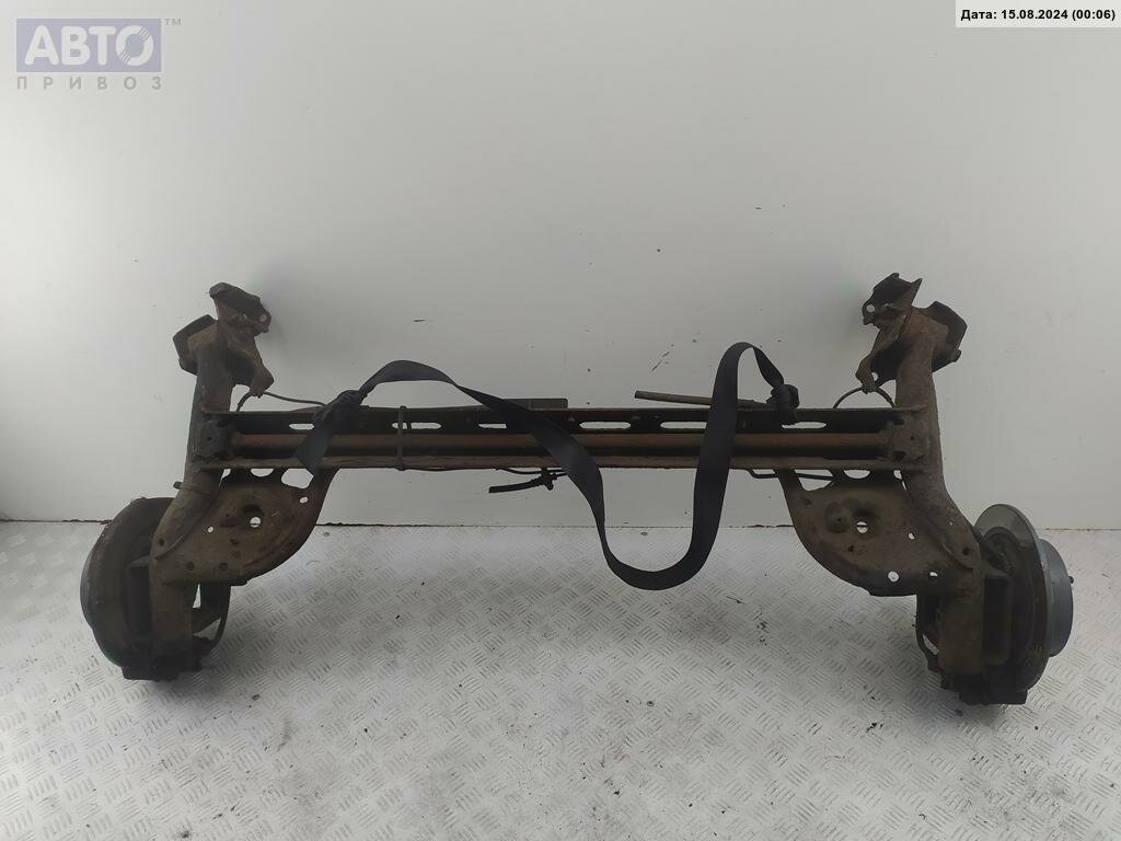 Балка подвески задняя Nissan Tiida