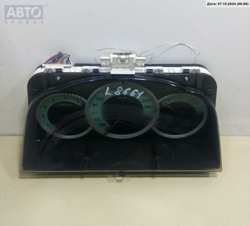 Щиток приборный (панель приборов) Toyota Corolla Verso