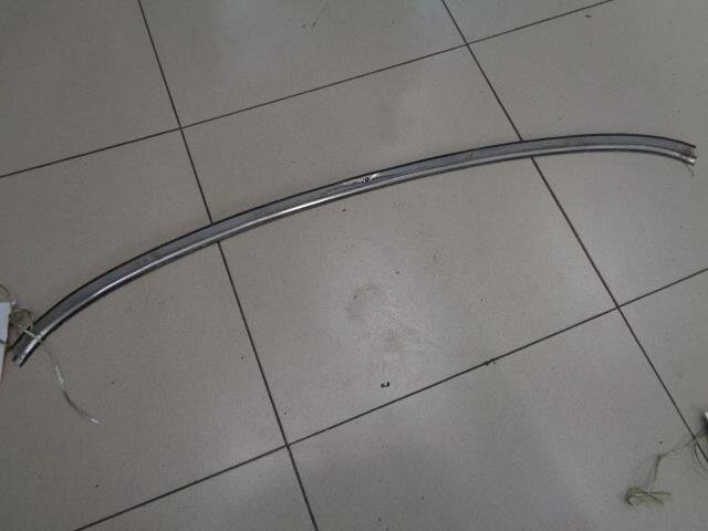 Молдинг стекла заднего от Nissan Sunny N14 1990-1995