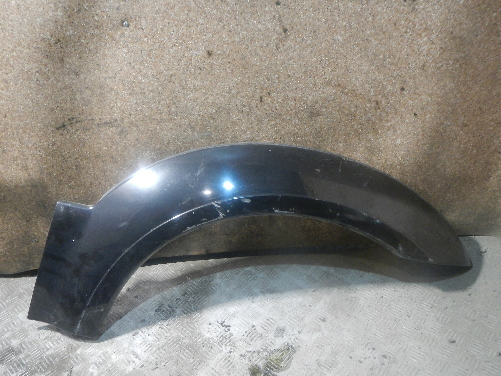 Б/У Накладка крыла переднего правого, SsangYong (Сангйонг)-REXTON II (07-) SSANGYONG REXTON II (07-) Царапины. 578667 SS...