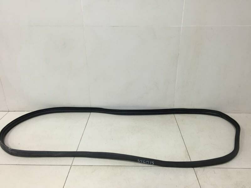 Уплотнитель проема двери передней левой Renault Kaptur 2016 кат.номер: 808321700R