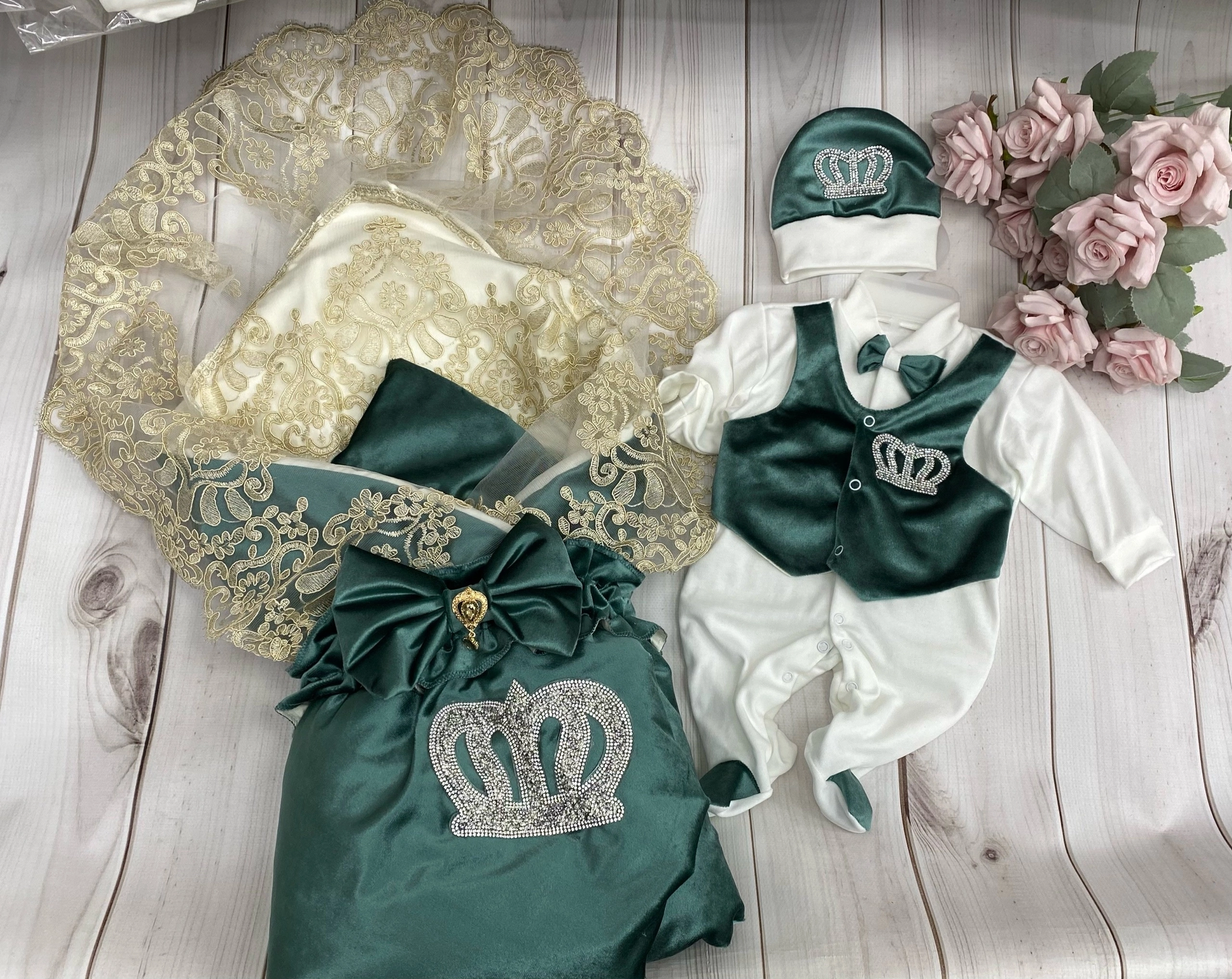 Конверт для новорожденного на выписку бархат нарядный для мальчика изумруд