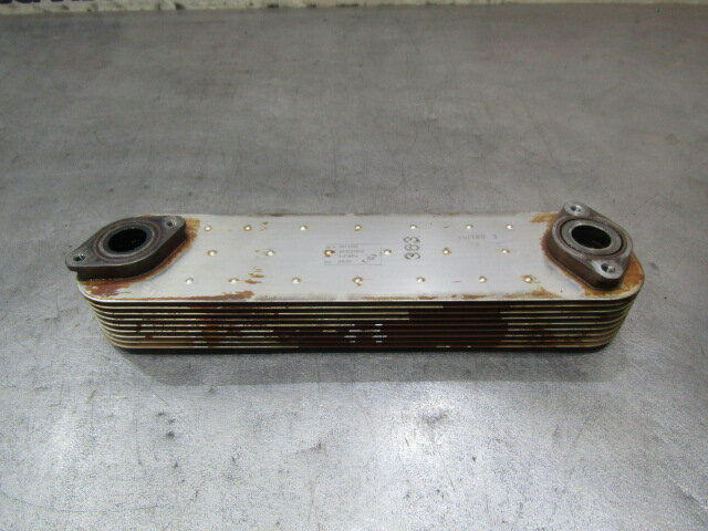 Радиатор масляный двигателя CURSOR10 IVECO STRALIS