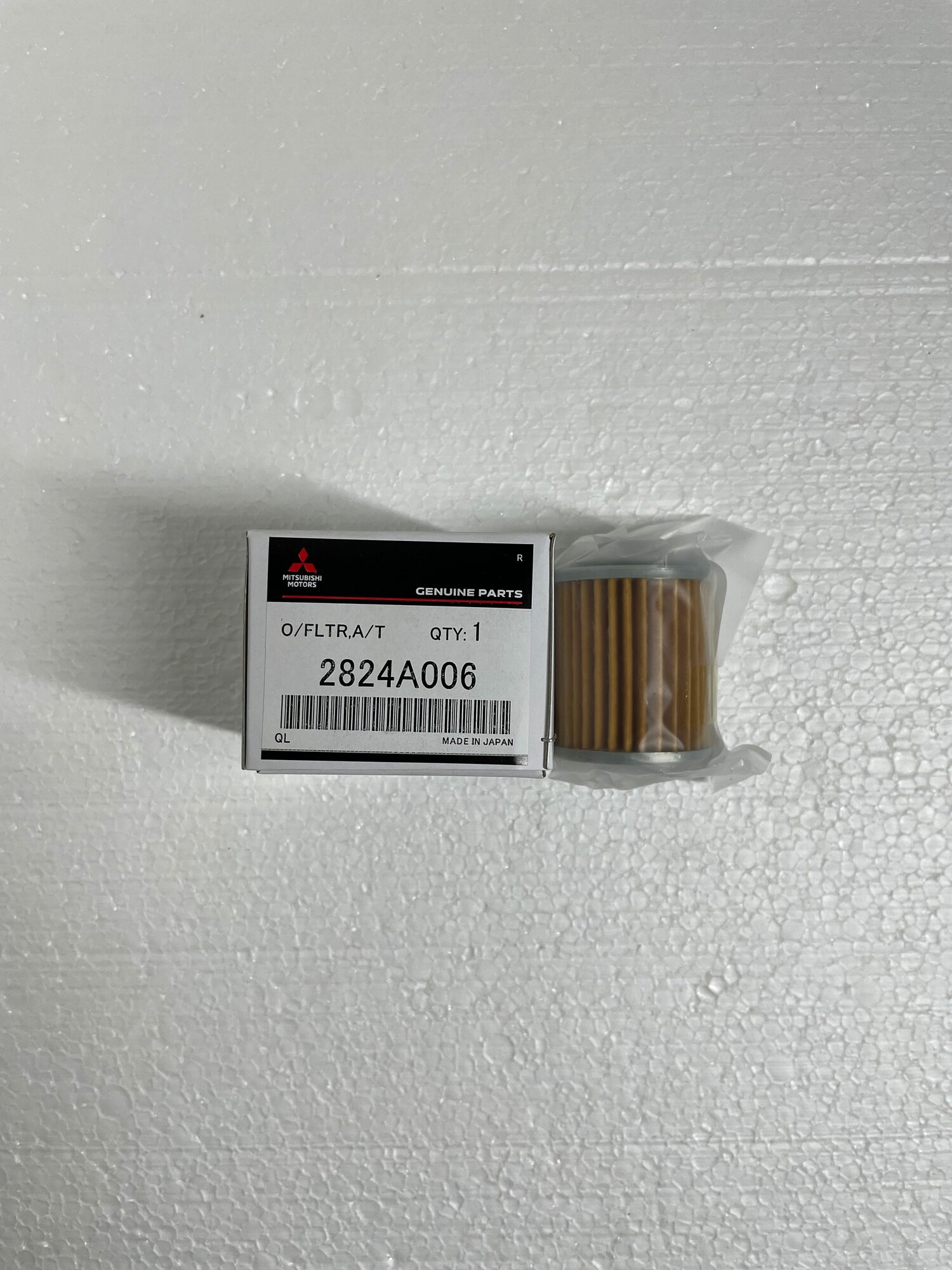 Фильтр масляный маслоохладителя коробки передач Mitsubishi 2824A006