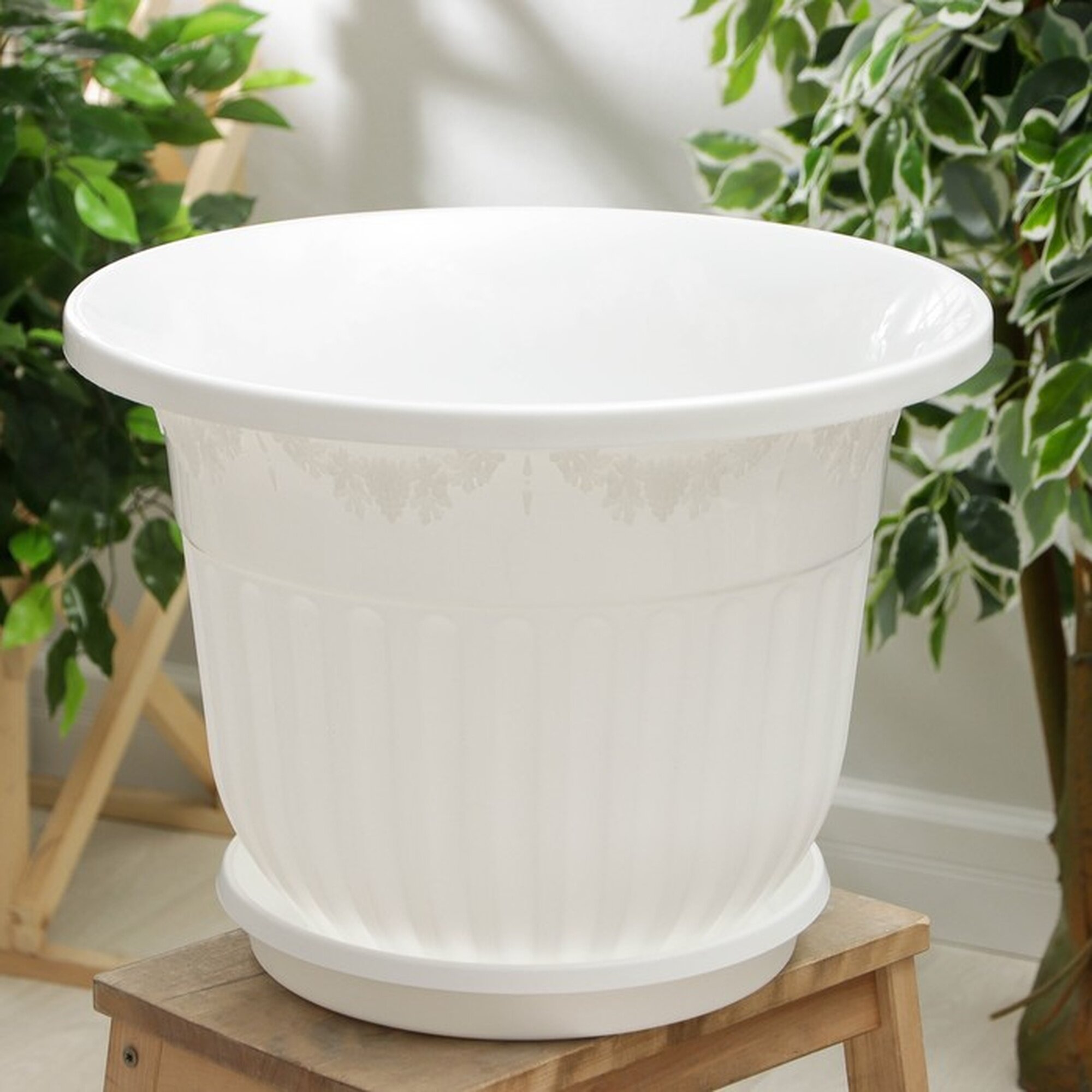 Горшок для цветов с поддоном «Лозанна», 25 л, пластиковый, белый