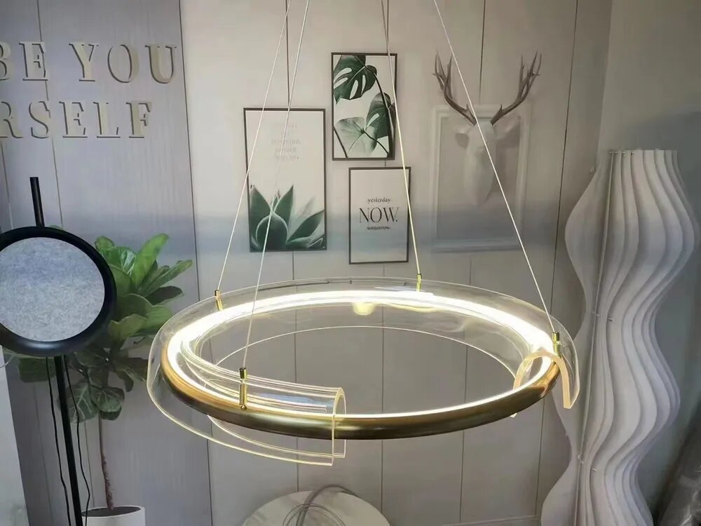 Люстра светодиодная (LED) 52 Вт, золотая, 600x600x1500 мм, площадь освещения 12 кв. м, RGB, 3000К, IP20 — фото 1