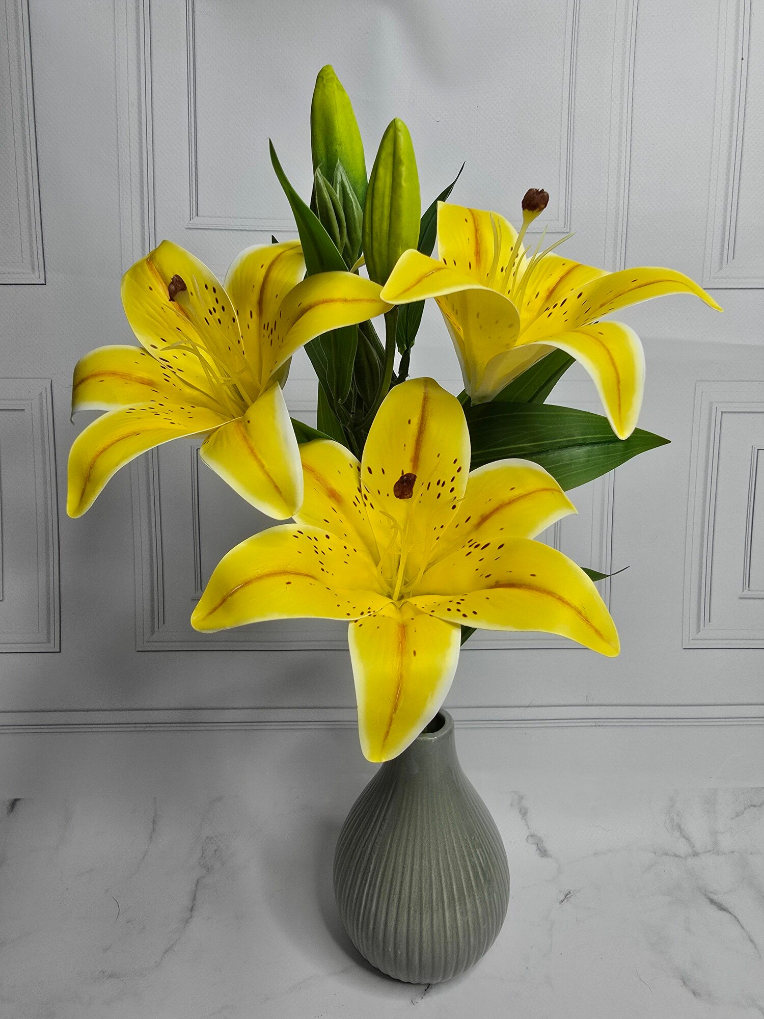 Искусственные цветы Holodilova, латекс, жёлтые, лилия, ветка, 40см