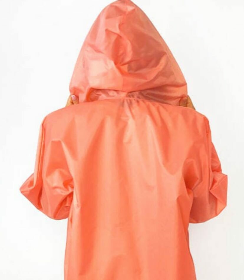 Плащ-дождевик оверсайз