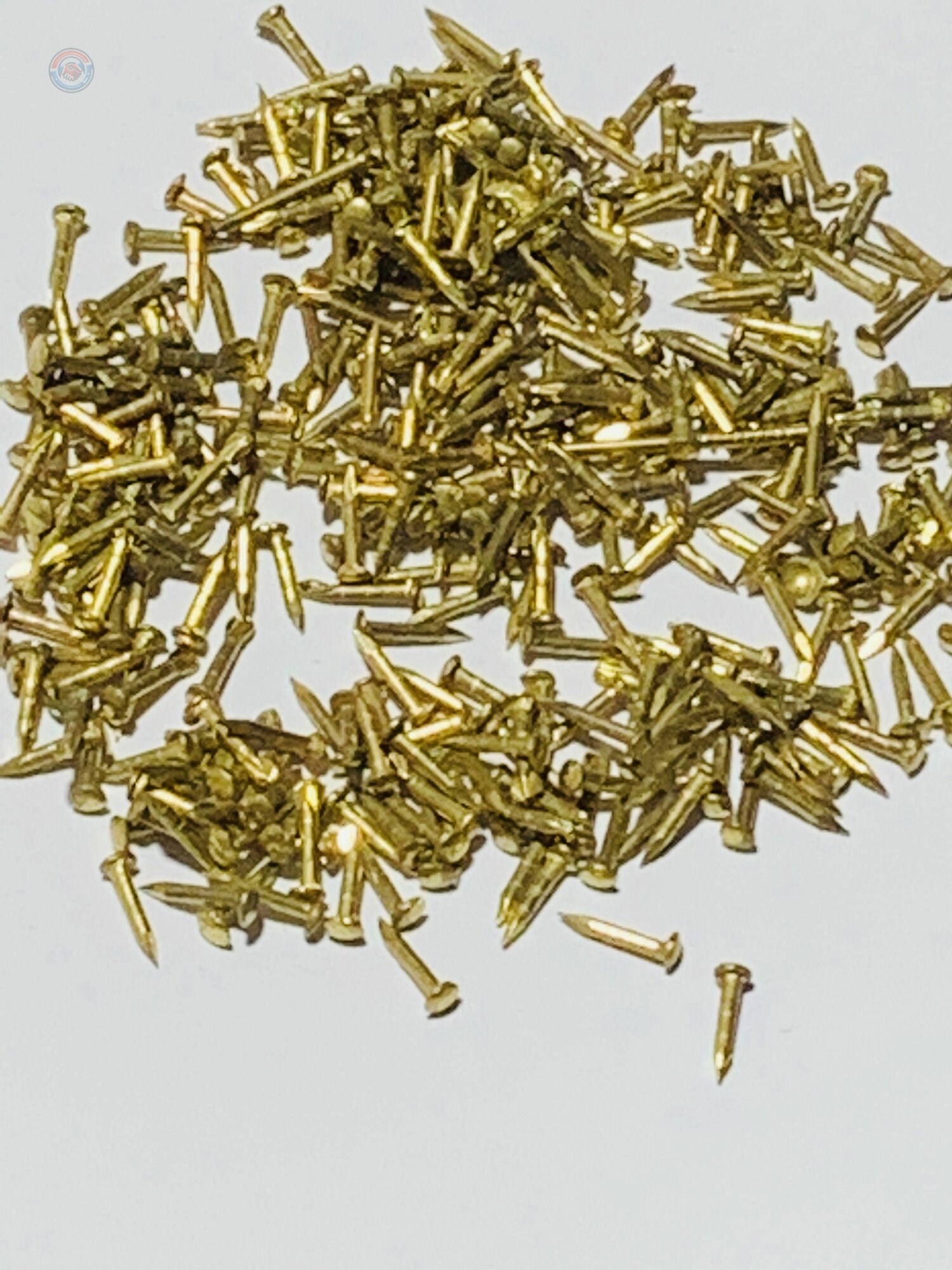 Гвозди строительные универсальные для дерева и бетона, прочные метизы для ремонта и монтажа, набор гвоздей для дома и дачи